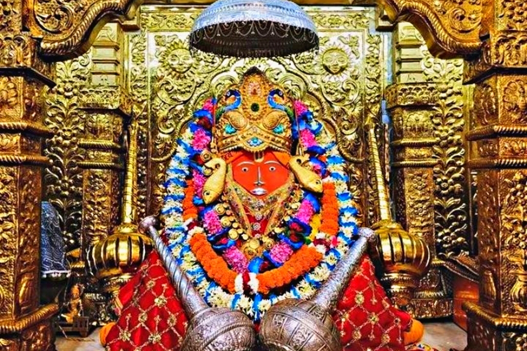 Bageshwar Dham: History, Significance, Miracles, and Devotee Experiences