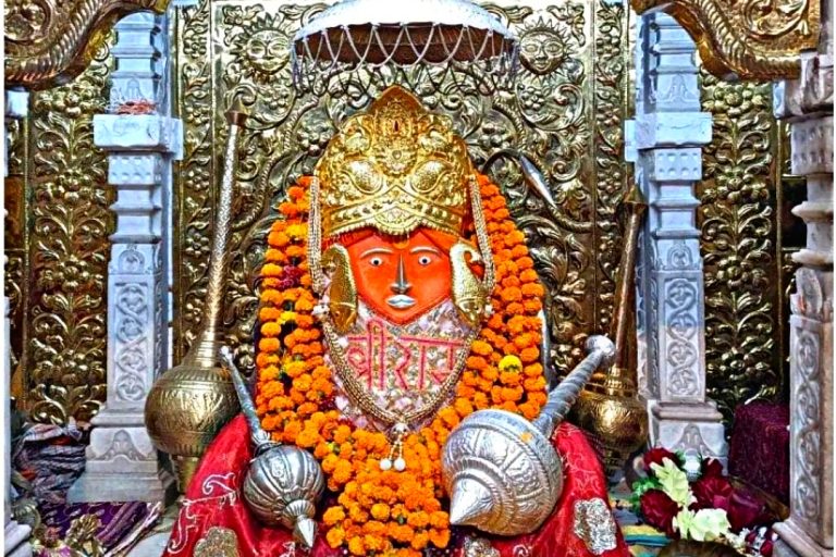 Bageshwar Dham: History, Significance, Miracles, and Devotee Experiences