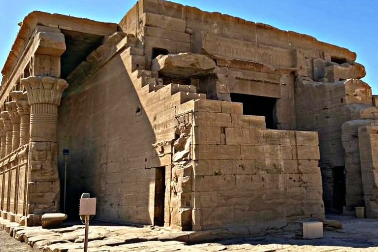 Caesarion: The Last Pharaoh and a Symbol of a Lost Dynasty - Learnspira